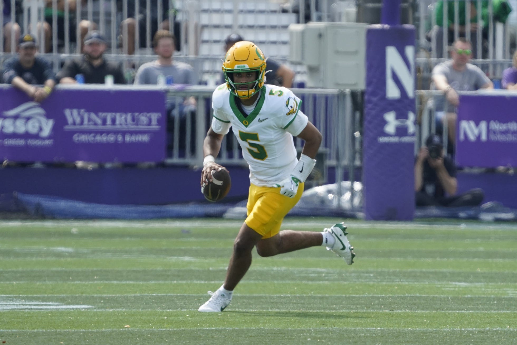 Dante Moore debuts as No. 1 on Mel Kiper's 2026 Big Board