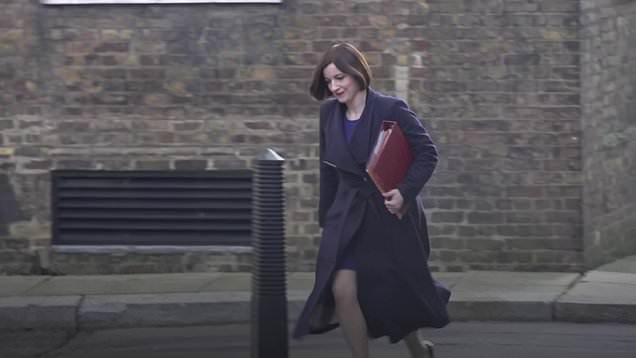 Phillipson warns divided Labour cannot win as she vies to become deputy ...