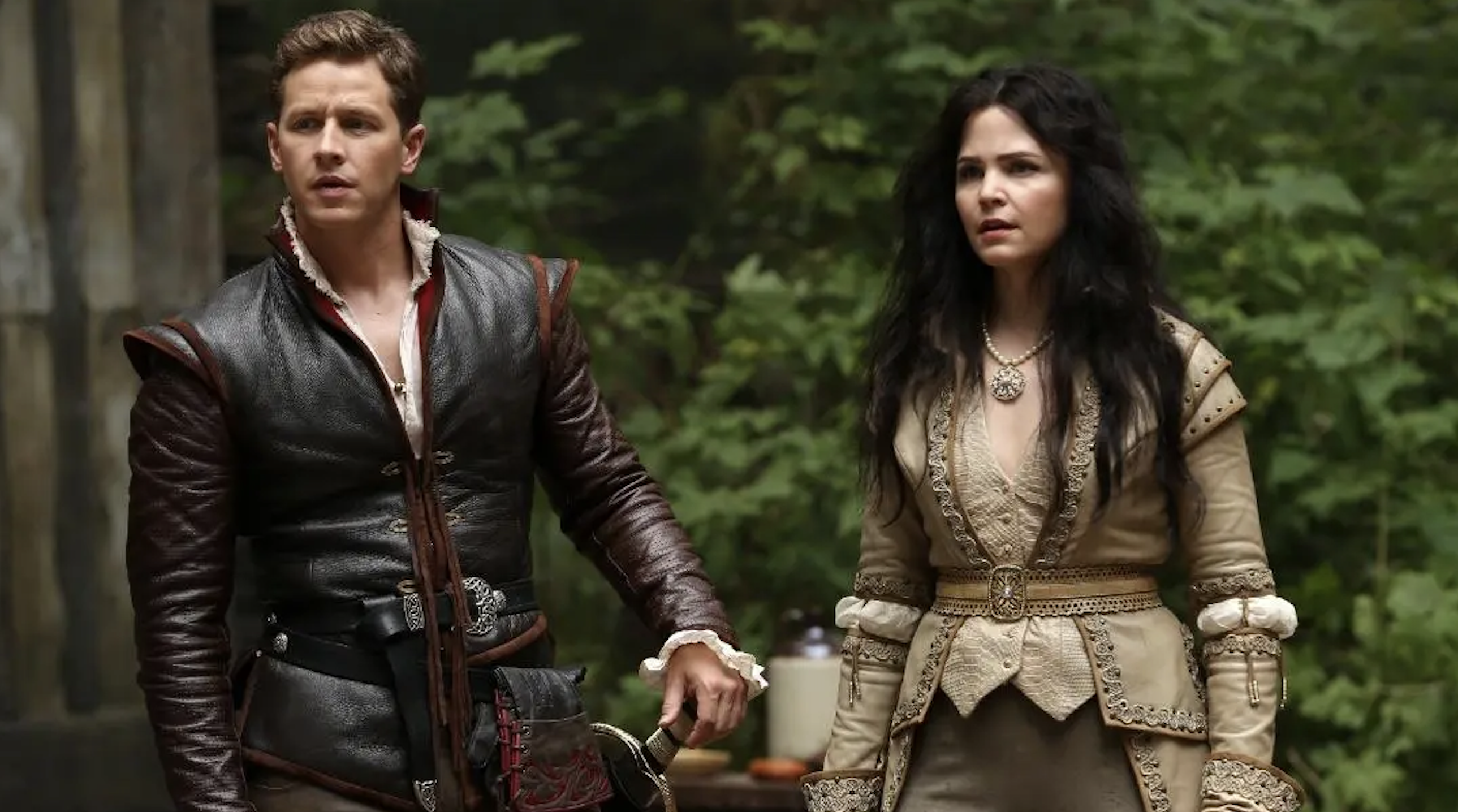 15 fictional couples who got together in real life
