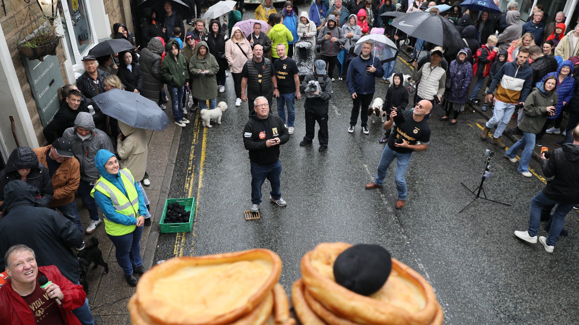 Competitors battle for crown at World Black Pudding Throwing Championships