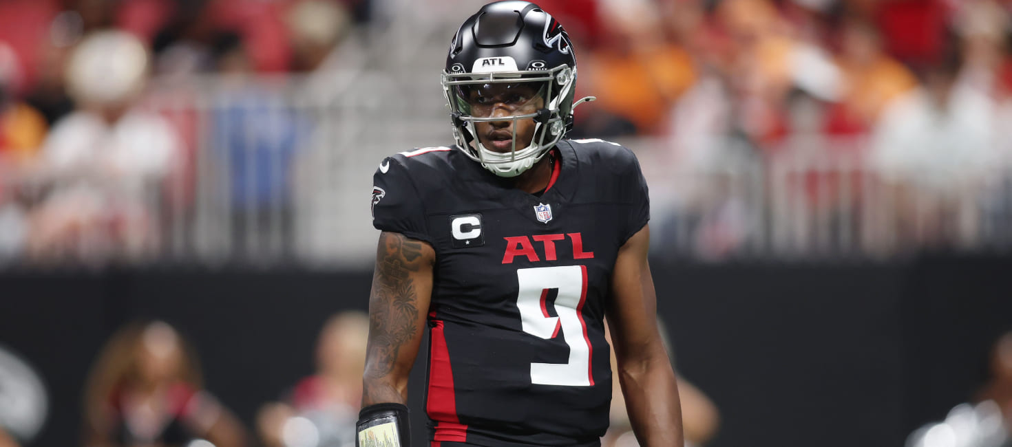 NFL Sunday Night Football Picks & Player Props: Falcons vs. Vikings ...