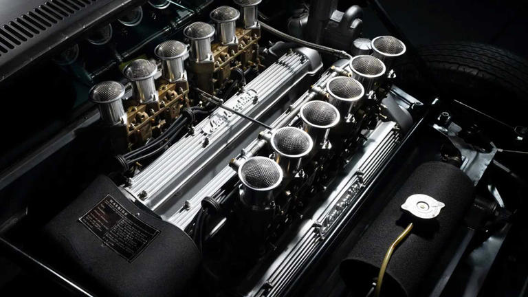 Jaguar V12: The World’s Longest-Produced and Most Unreliable V12 Engine ...