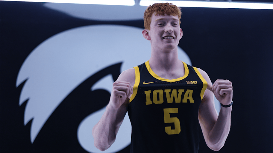 Four-Star Forward Commits to Iowa Basketball