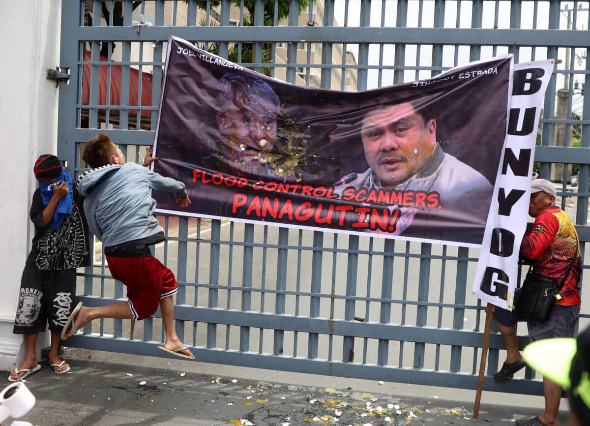LOOK: Widening anti-corruption protests in photos