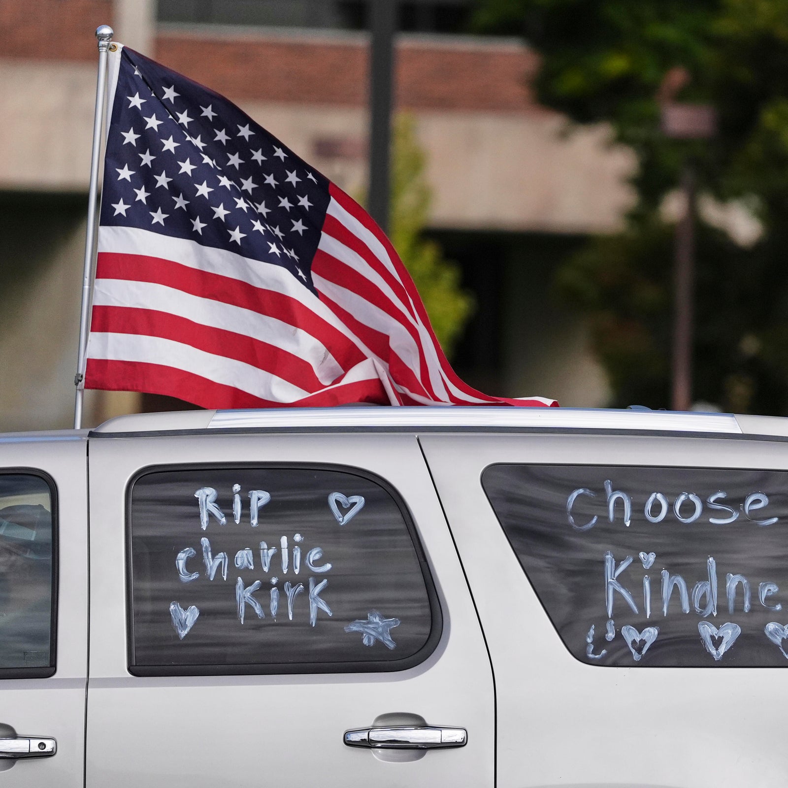 Suspect in Charlie Kirk killing is not cooperating with authorities ...