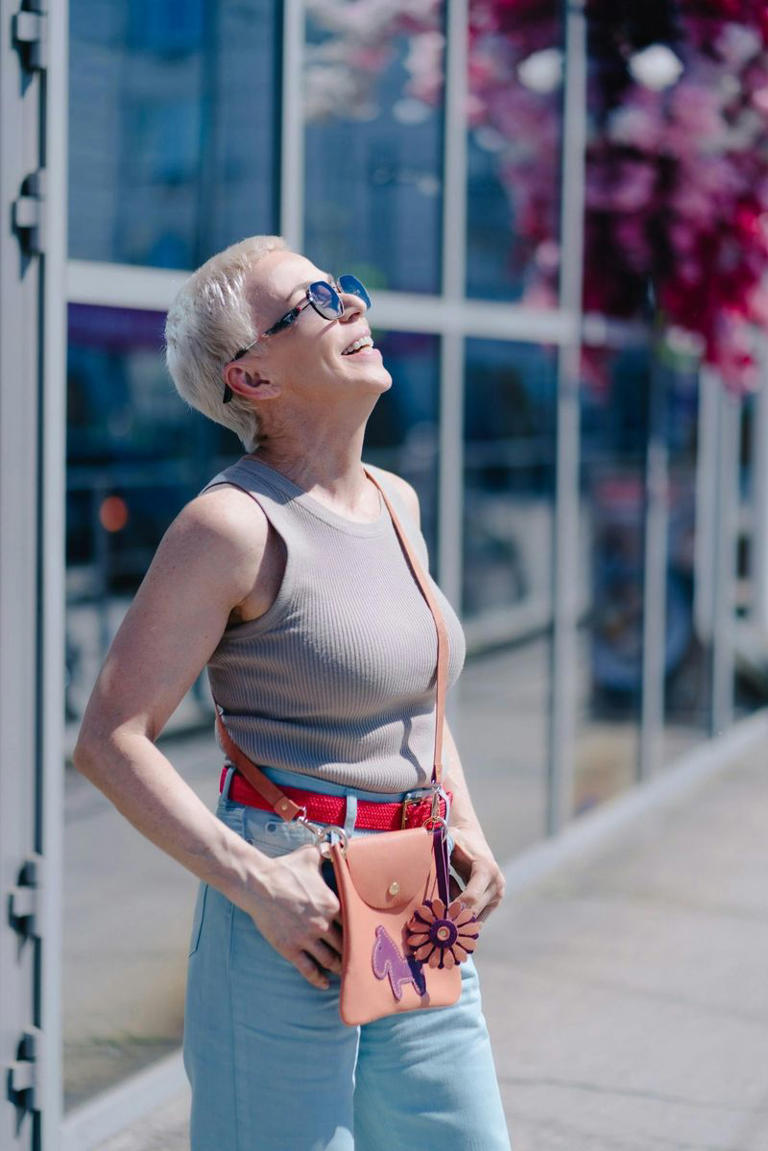 12 Things People Notice About You Before They Know Your Name