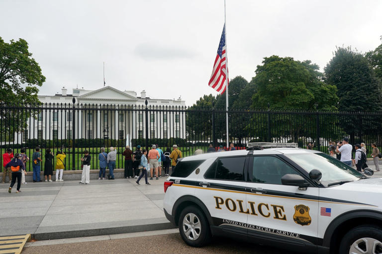 Trump admin live updates: White House officials hold prayer vigil for ...