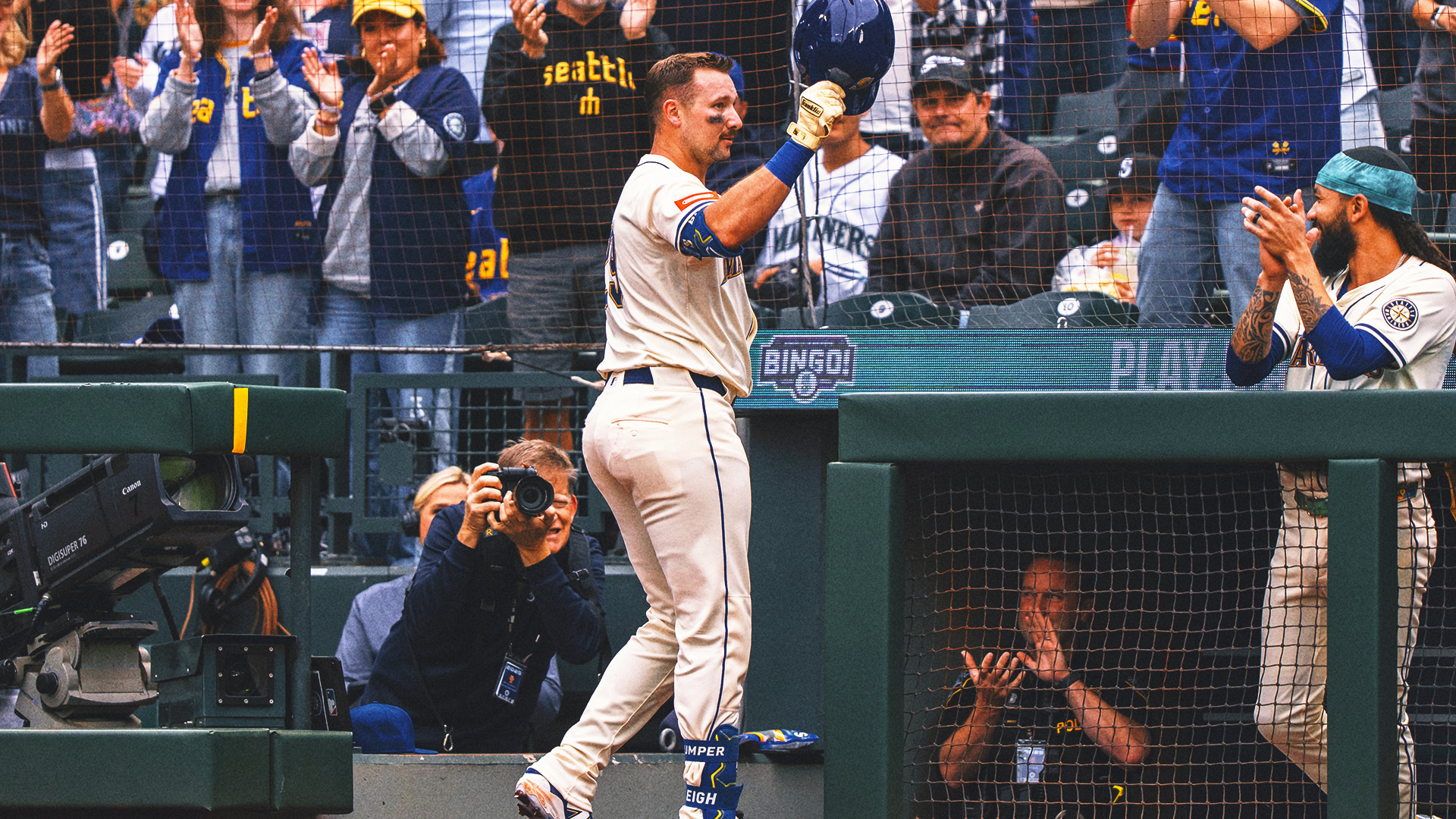 Cal Raleigh Ties Mickey Mantle's Season Mark For Most Switch-Hitter HRs