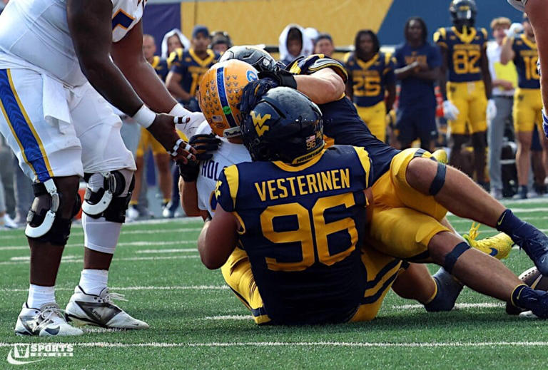 Photos: West Virginia football’s win over Pitt in the Backyard Brawl