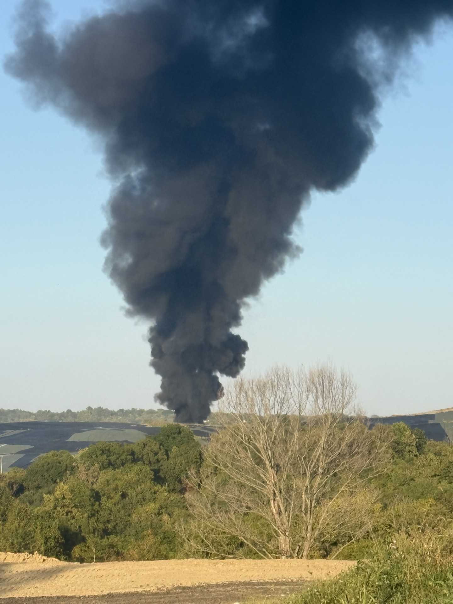 Large fire at Rumpke landfill now fully contained, Colerain Fire ...