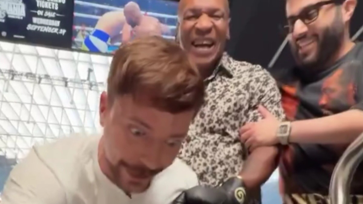 Mike Tyson propina brutal gancho al hígado a MrBeast; el youtuber ...