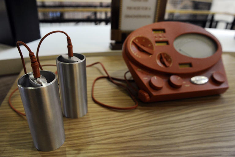 They Went to Work for a Stock Exchange. Then the Scientology Ties ...