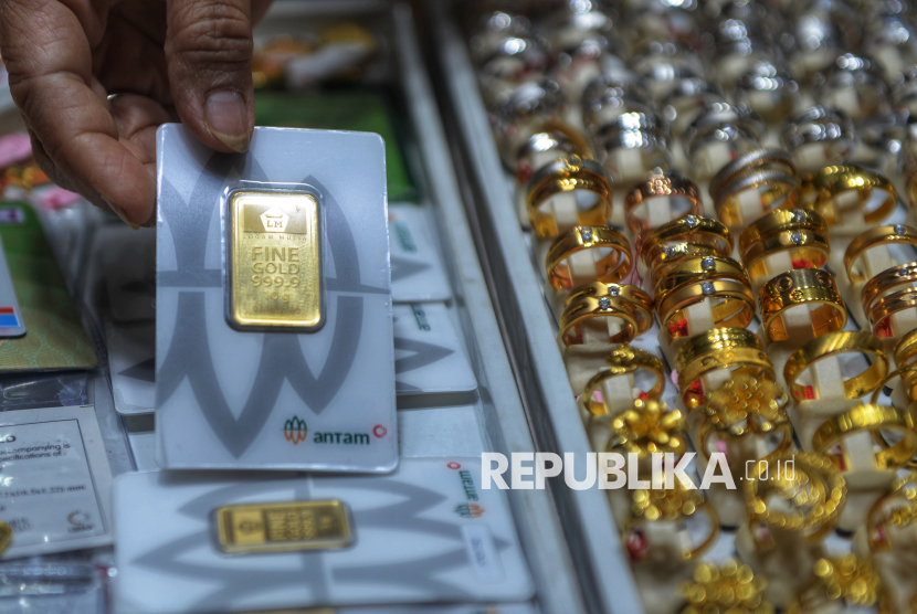 Proyeksi harga emas 2026 tembus Rp 3,8 juta per gram