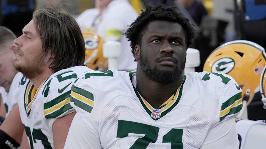 Pack Pro Debut: Anthony Belton in First NFL Start