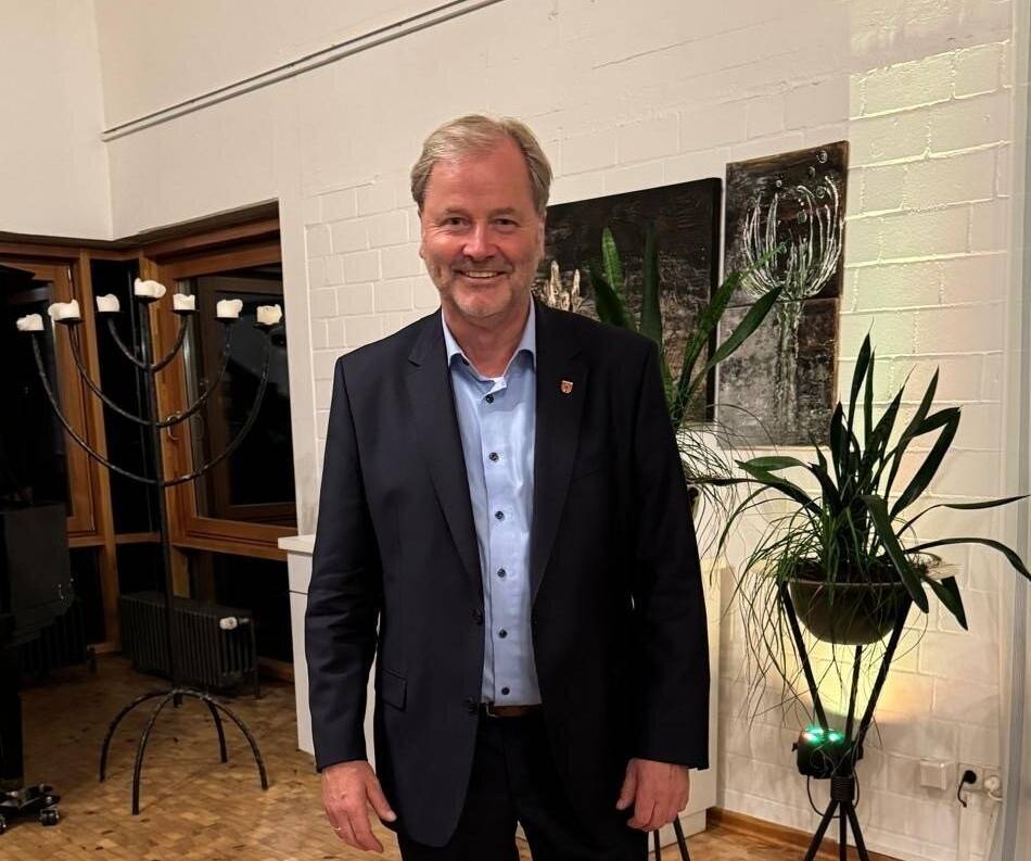 Rainer Weber bleibt Bürgermeister in Uedem – CDU verliert Mehrheit