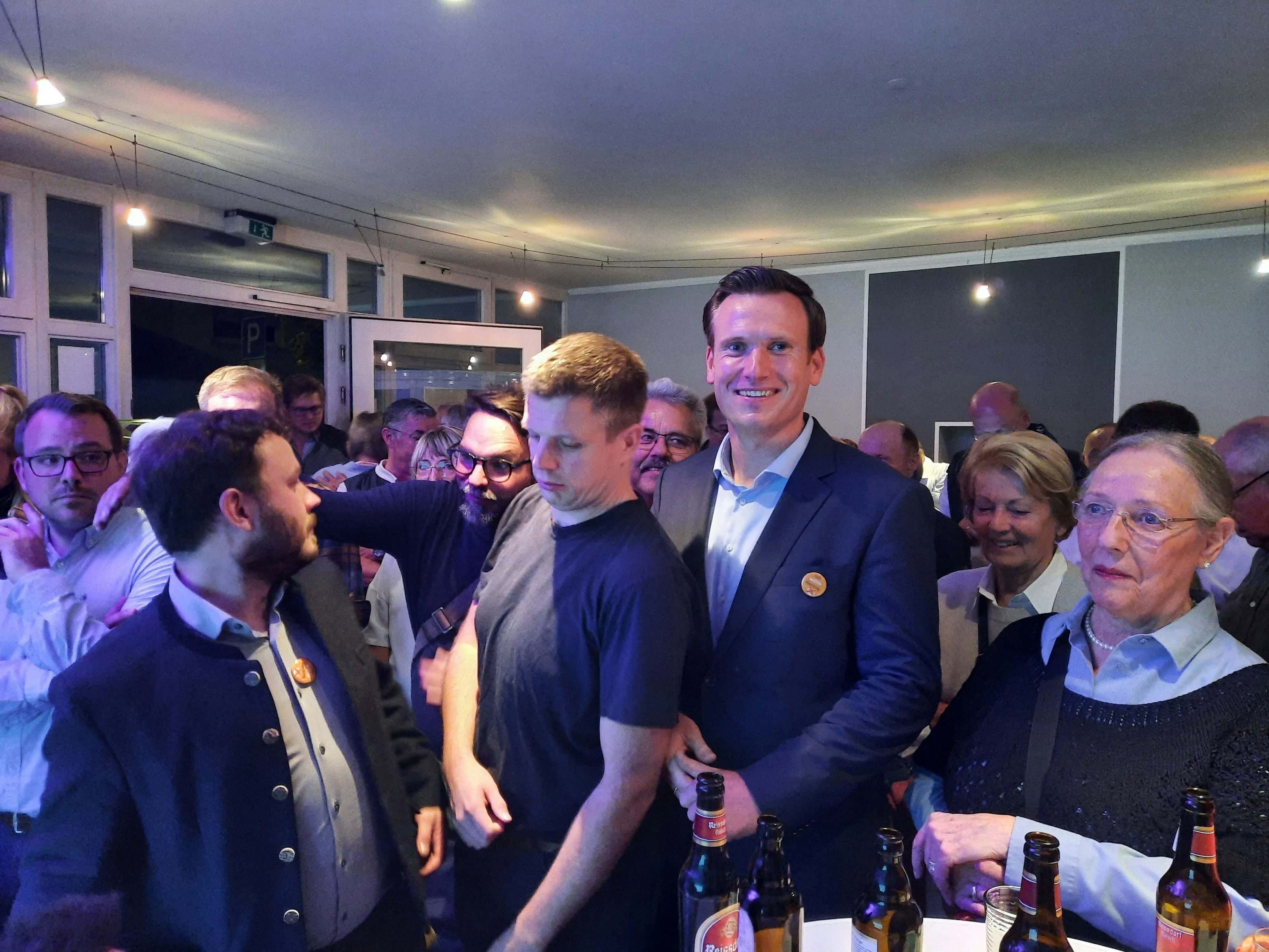 Kommunalwahl: Philipp Herzog schon im ersten Wahlgang in Bad Honnef zum ...