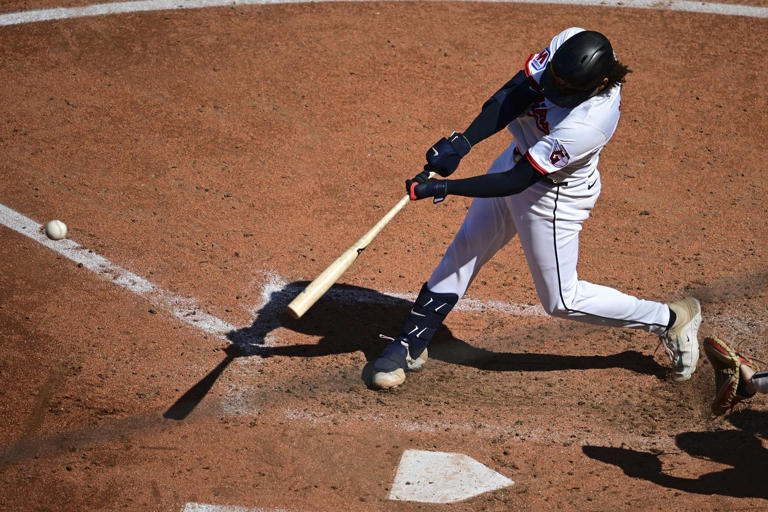 Naylor's home run propels Guardians to 3-2 victory over White Sox and ...