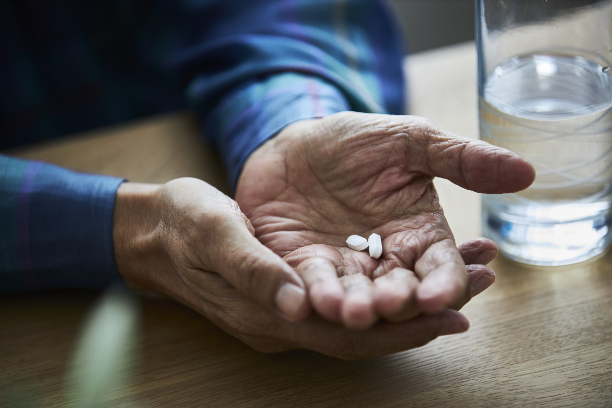 Experts Warn Common Medications Could Raise Seniors’ Fall Risk