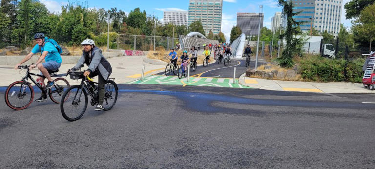 Crowds return to downtown Portland for first Portland Sunday Parkways ...