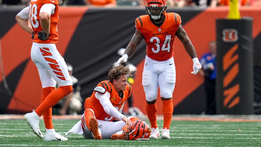 Joe Burrow Reportedly Dealing With Torn Ligaments Following Latest ...