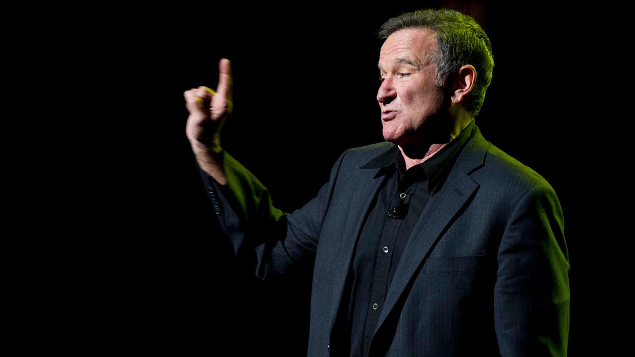 Classic Robin Williams Stand-Up About Trump Goes Viral Years Later