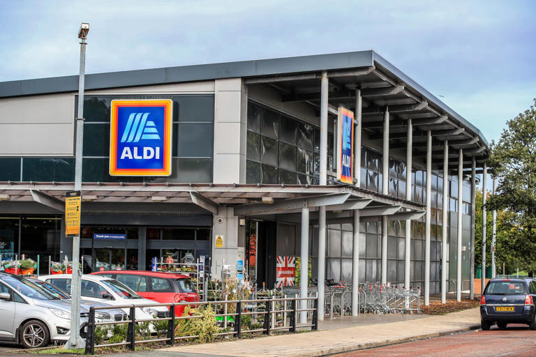 Aldi issues 'health risk' alert to customers for popular snack