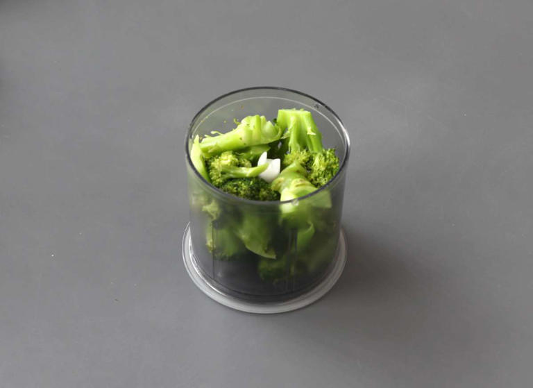 Super-easy broccoli pasta to get kids excited about vegetables, no ...