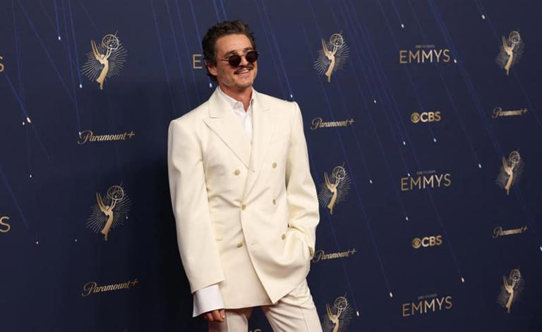 Television stars shine bright on Emmys red carpet