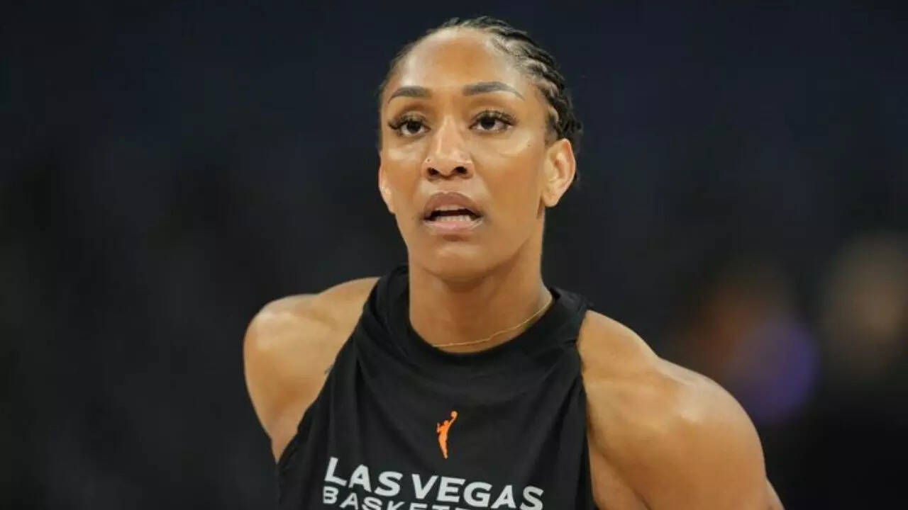 A'ja Wilson clinches stunning WNBA record dethroning Angel McCoughtry ...