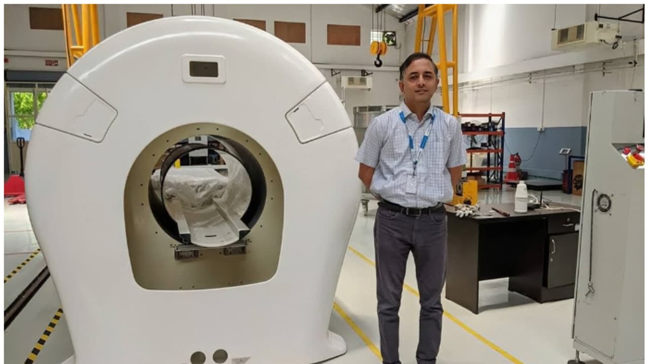 Engineers’ Day: How One Indian Engineer is Bringing Portable MRI Scans to Rural India