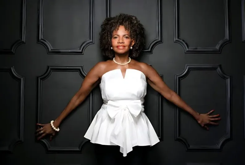Melba Moore, 79, to Walk NYC Fashion Week Runway — While Climbing the ...