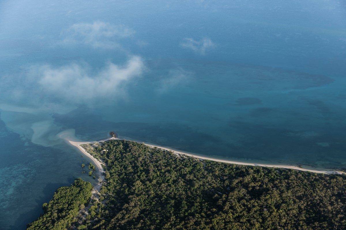 Rising seas may threaten 1.5m Australians by mid-century as heat deaths ...