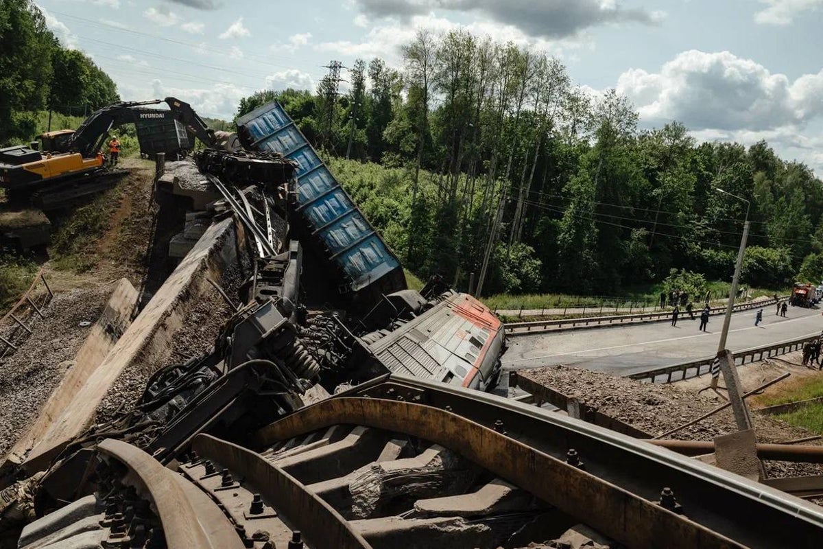 Ukrainian special forces ‘blow up Russian supply railway’ deep behind ...