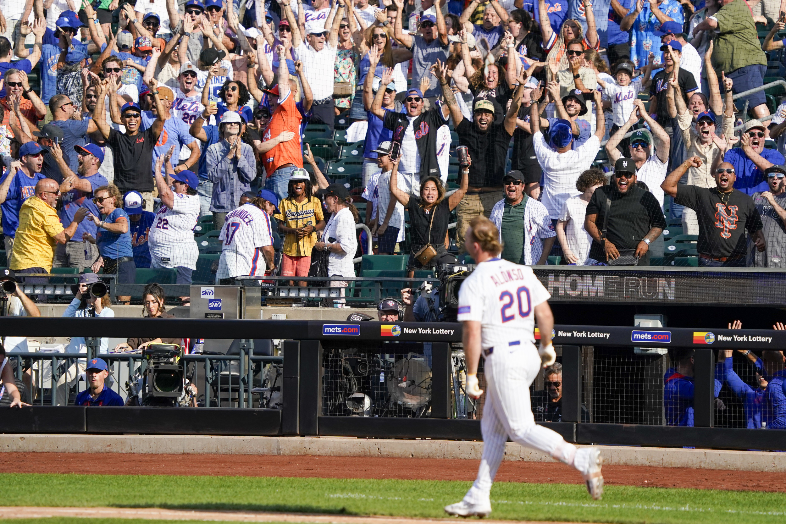 Mets' Pete Alonso Has One-Word Message After Critical Walk-Off Home Run
