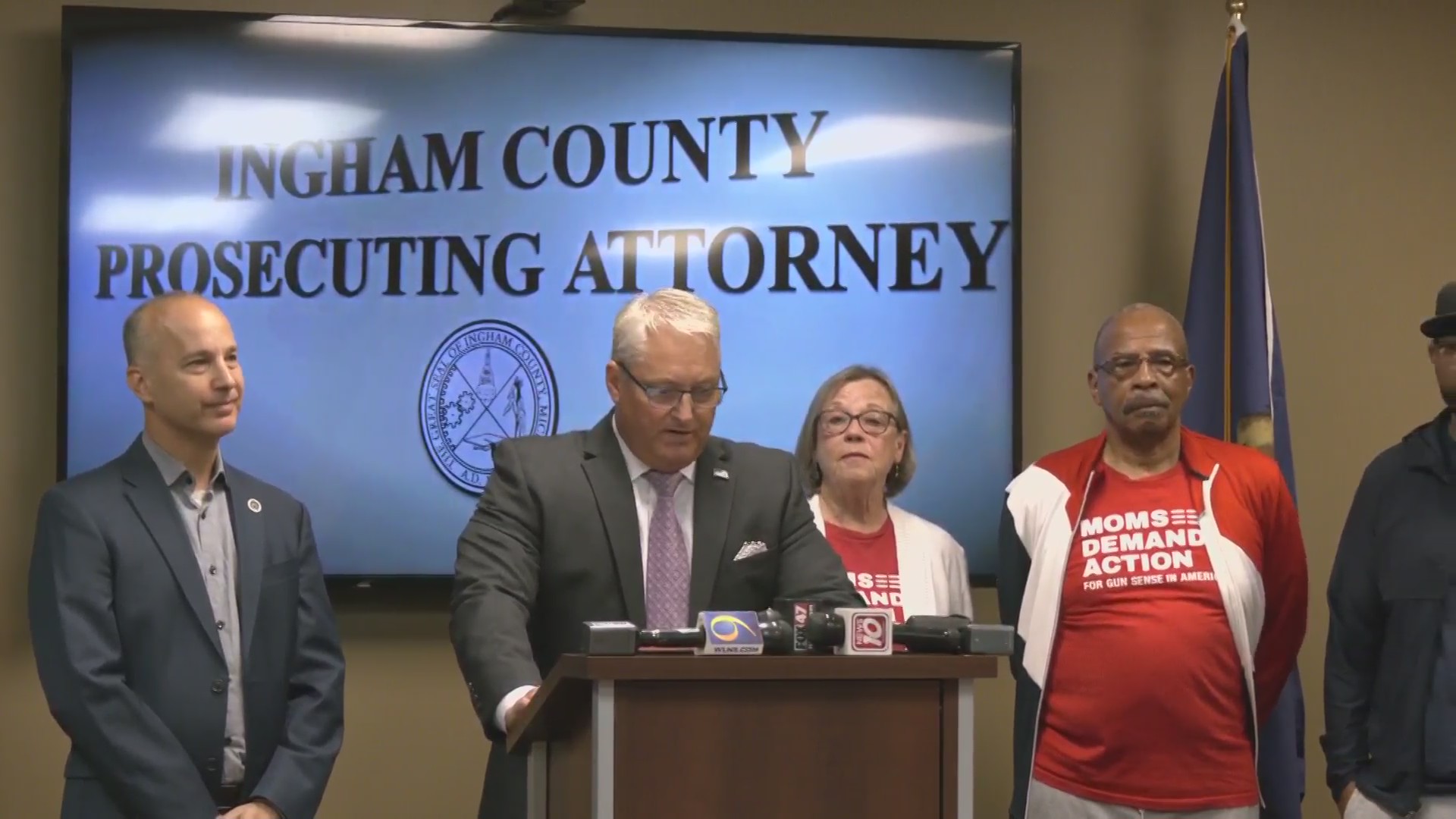 Ingham County's top lawyer, Lansing mayor reinforce Michigan's gun ...