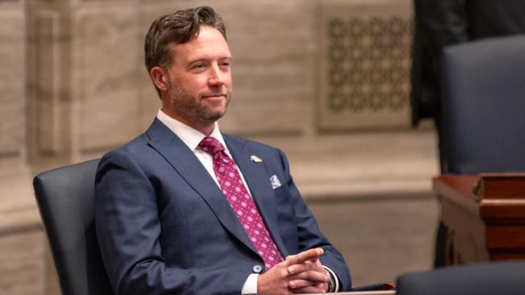 Missouri GOP senator slams party leaders for forcing vote on bills ...
