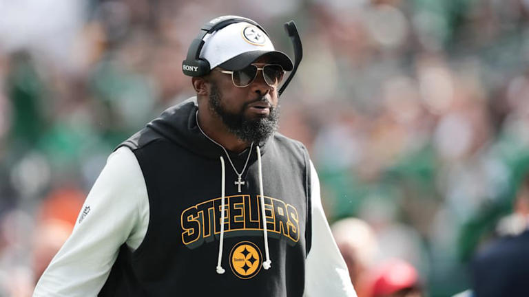 Mike Tomlin’s Fears Are Costing Steelers