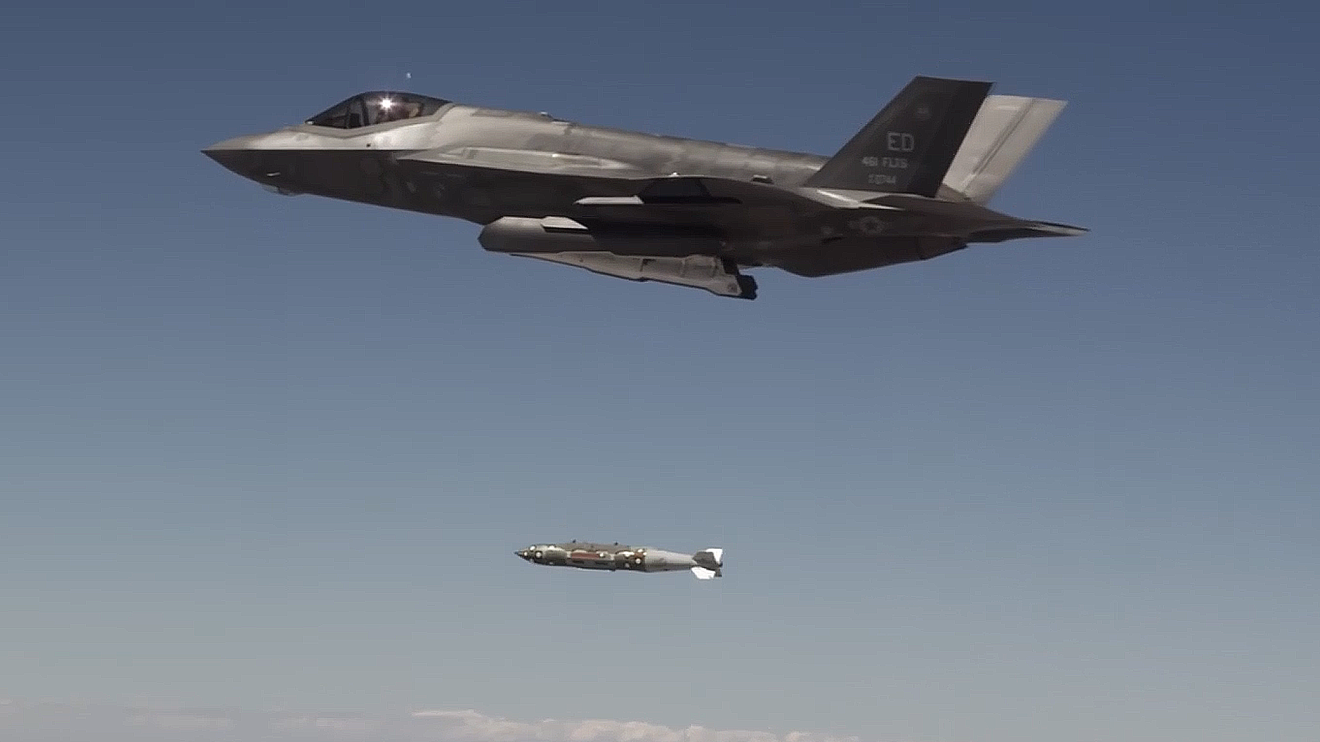 Why Bombs Are Getting Smaller (And Still Blow Through 200 Feet of Concrete)