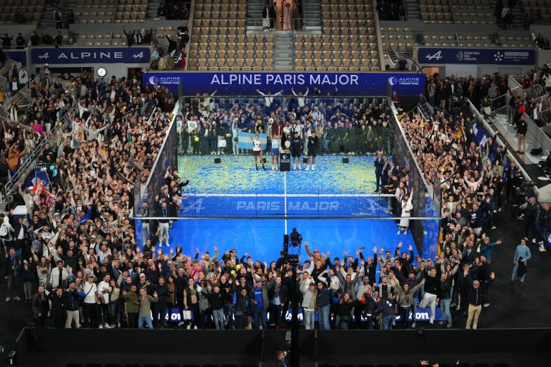 Tennis: Padel - 27 000 fans à Roland-Garros ce week-end pour l'Alpine ...