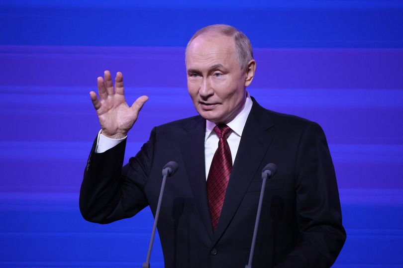 'Human emoji' Putin is back as he gives bizarre and very animated ...