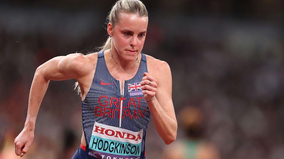 World Athletics: GB's Hodgkinson and Hunter Bell set for 800m final