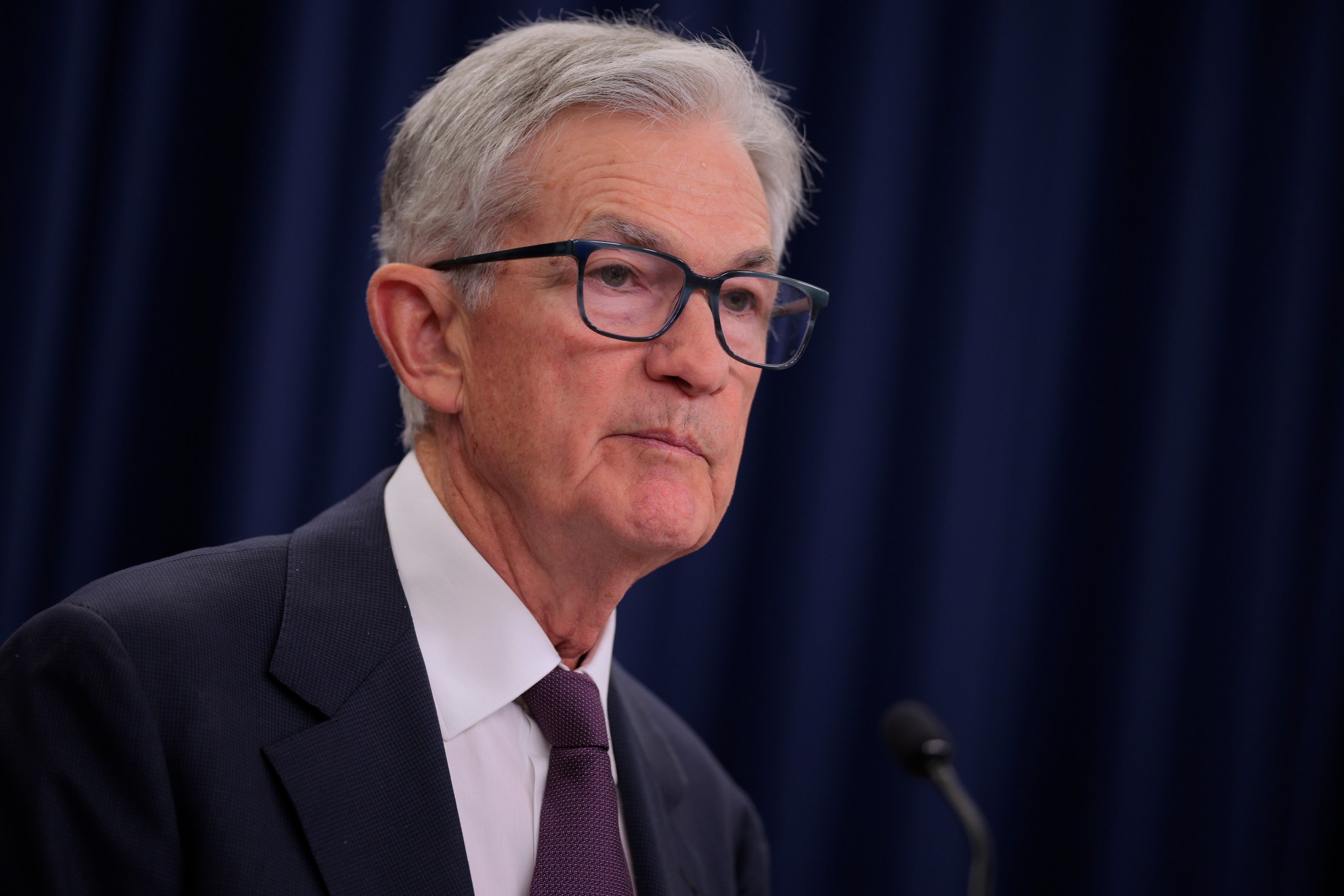 Top economists and Jerome Powell agree that Gen Z’s hiring nightmare is ...