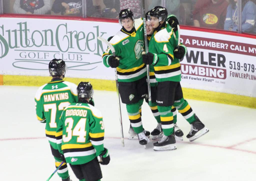 OHL investigating safety concerns after glass falls on London Knights coach