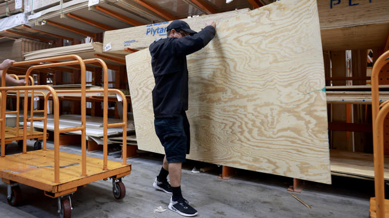 Yes, Home Depot Will Cut Wood For You (But There Is A Catch)