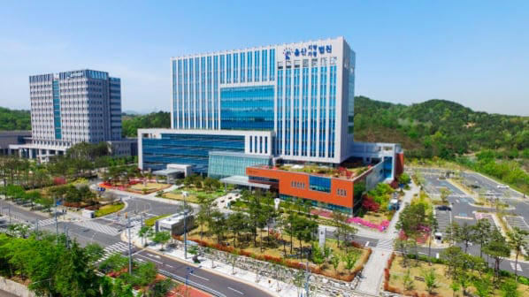 Union officials sentenced for construction site obstruction