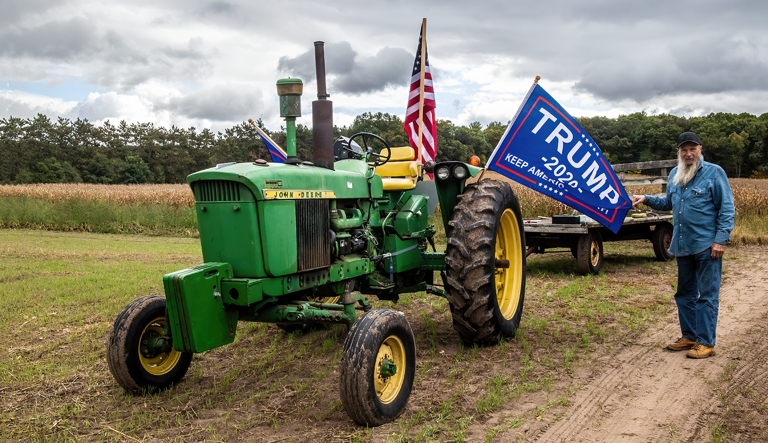 'At the end of their rope': Trump-voting farmers beg president to halt ...