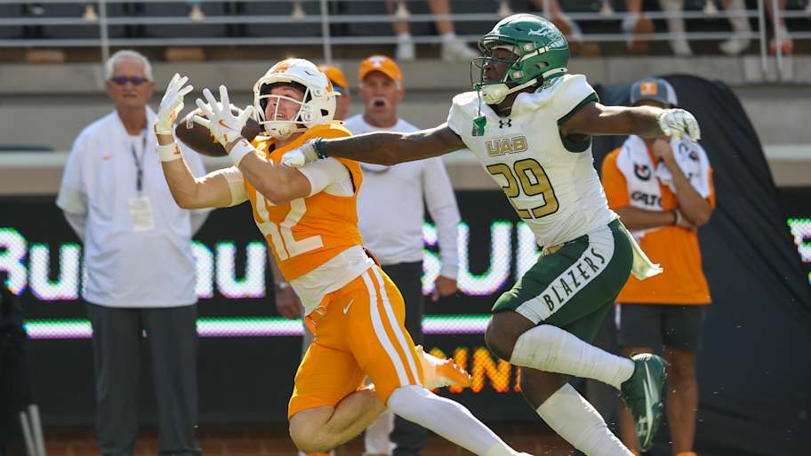 AP College Football Rankings: Tennessee Volunteers Earn New Ranking ...