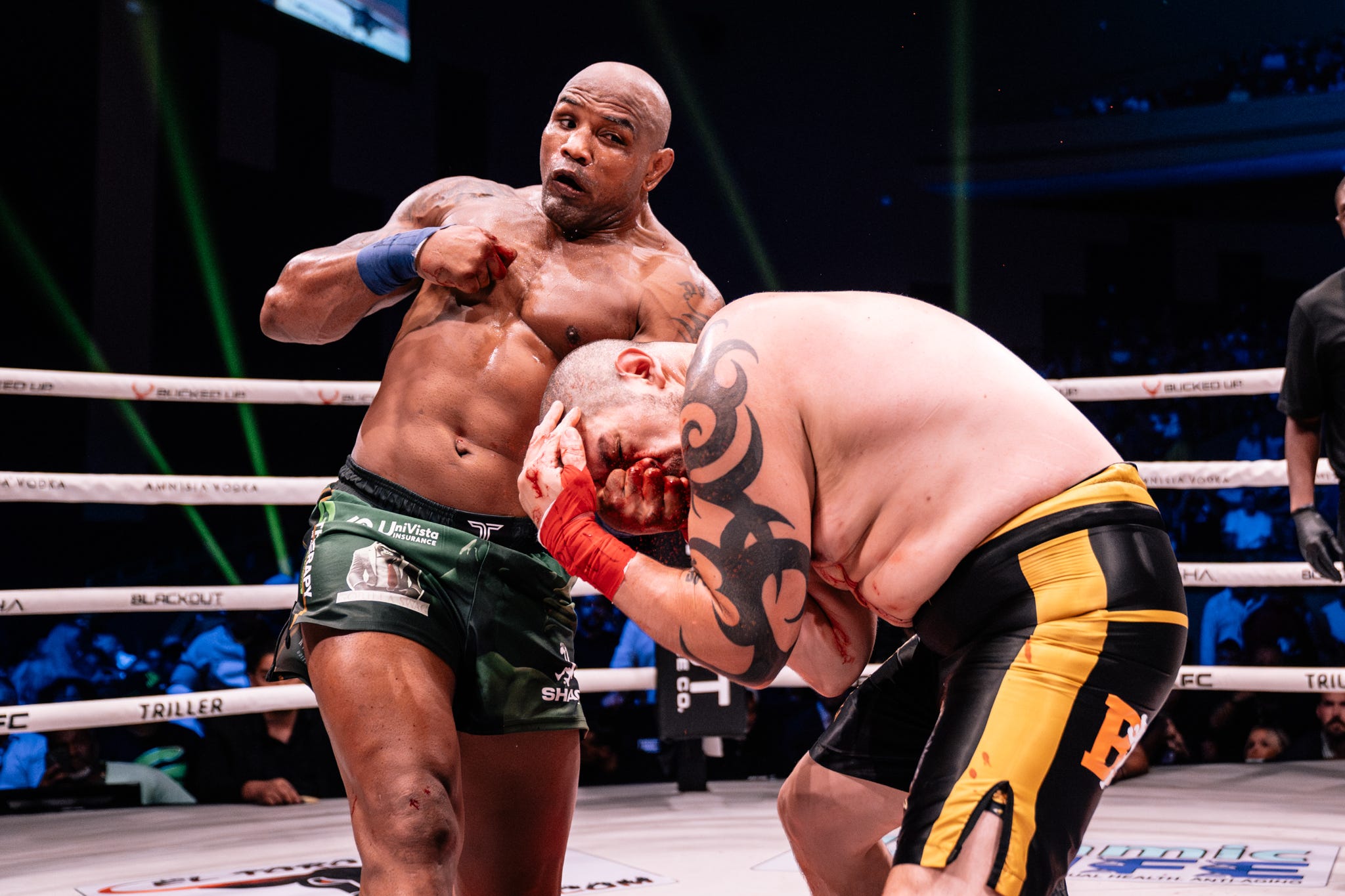 BKFC full fight: 48-year-old Yoel Romero destroys opponent in ...