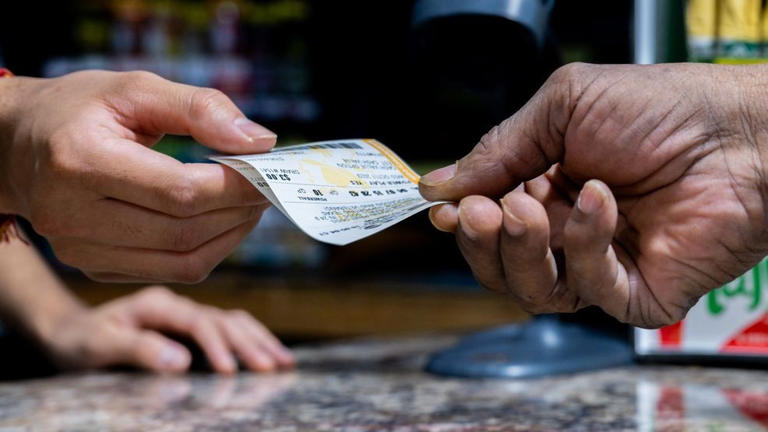 Two Tennessee Powerball tickets win $50,000 in weekend drawing