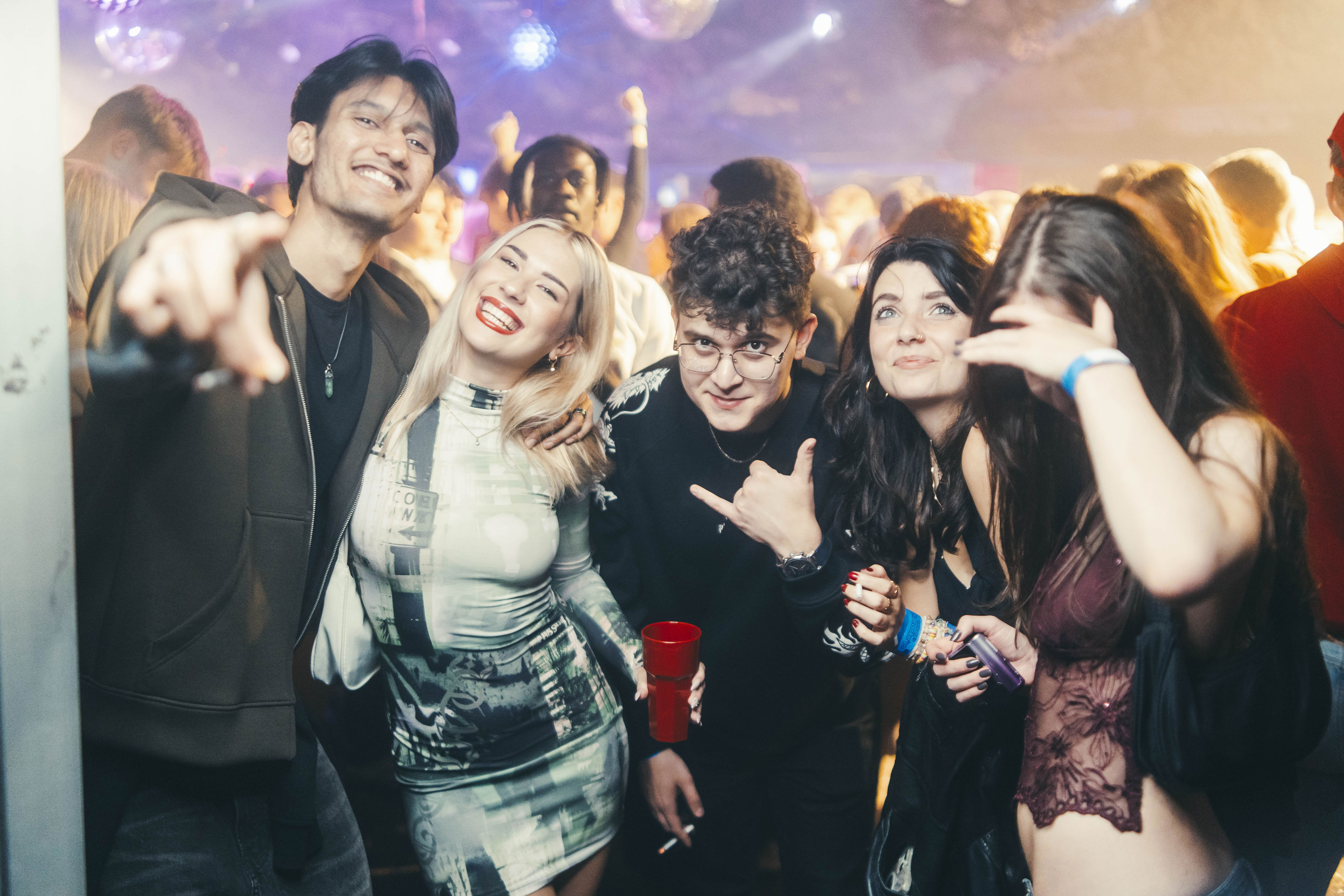 Freshers 2025: Student revellers enjoy first night in Portsmouth as The ...